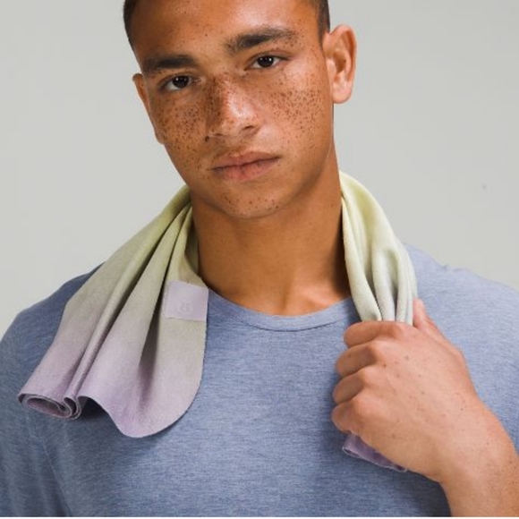 lululemon athletica | Bath | Nwt Lululemon The Small Towel Ombre Glide ...